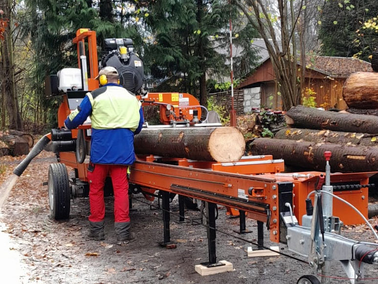 Holz Zeun - Mobiles Sägewerk Zeun - MOBILES SÄGEWERK